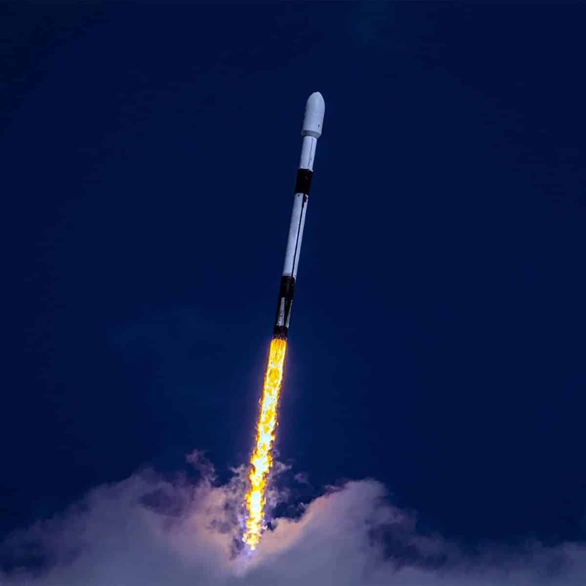 Resinas na Construção dos Foguetes da SpaceX